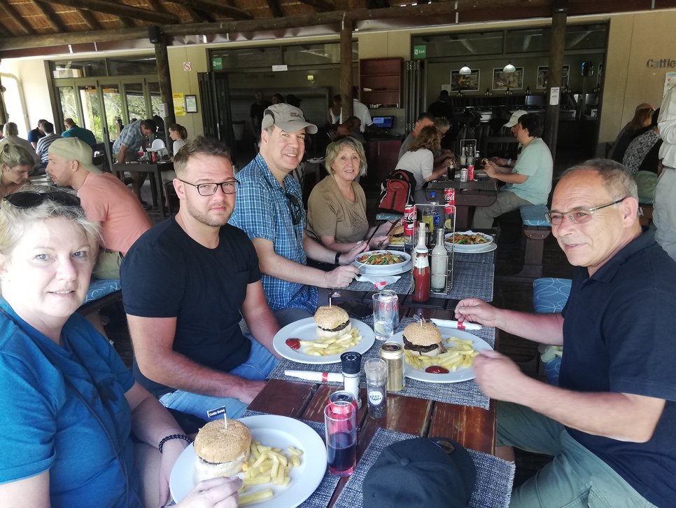 Gabi, Holger, Patrick, Irmgard and Gernot 30 November 2022 – Alan Tours